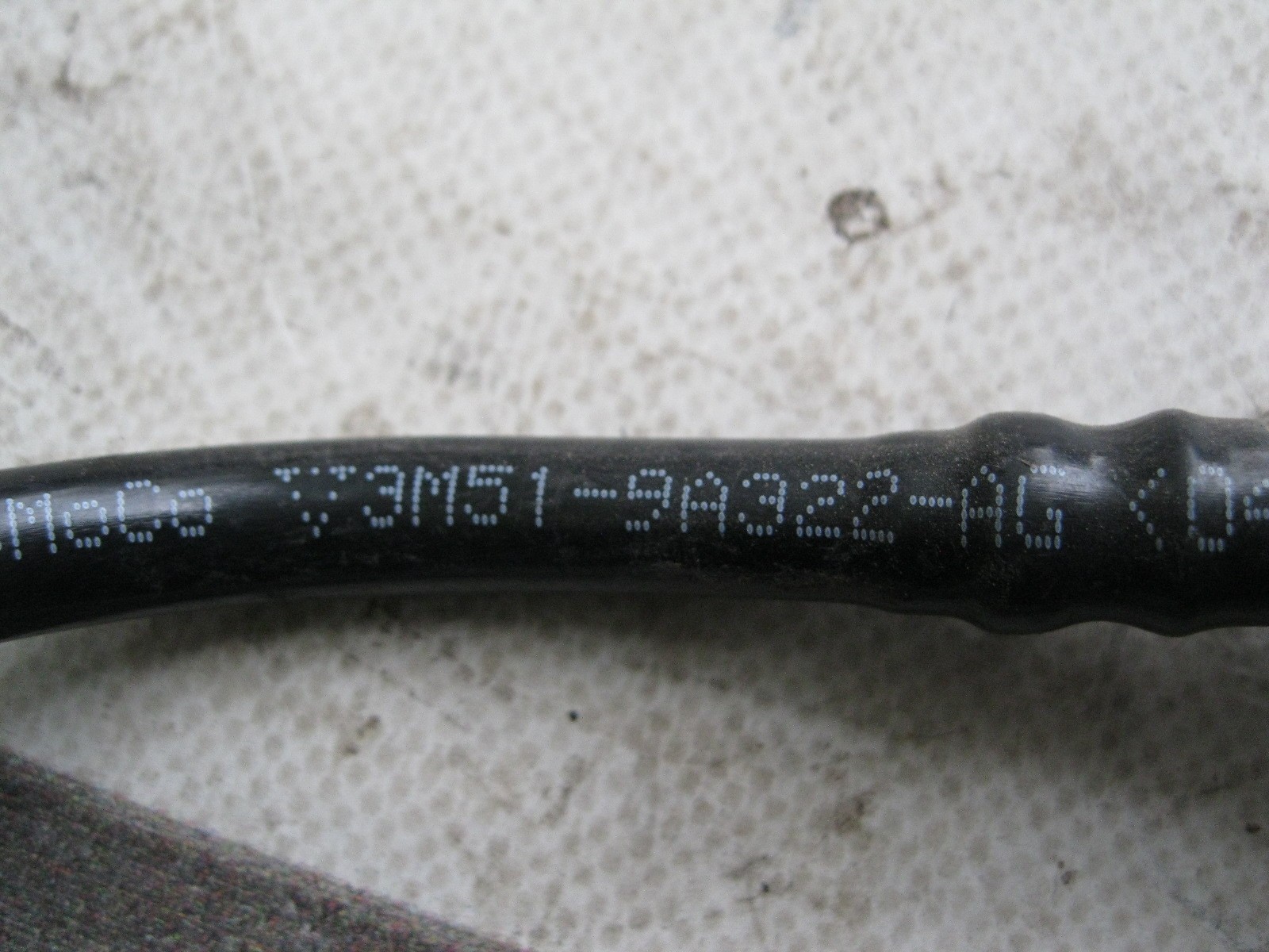 Ford Focus 2 Трубка топливная. Купить по низкой цене на разборке. ID2045