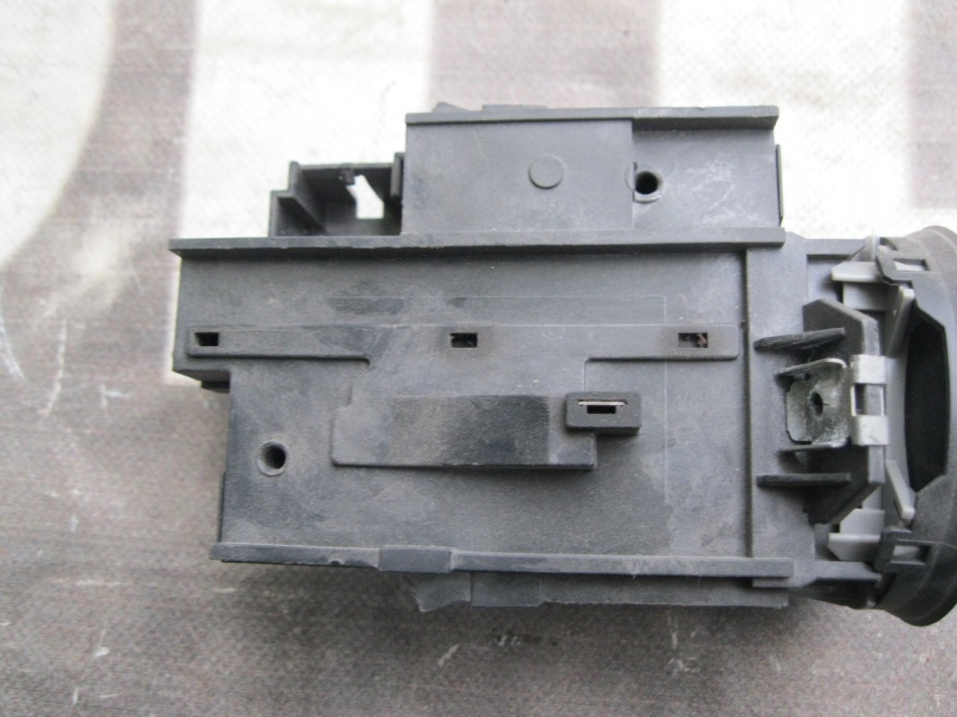 Volkswagen Passat Замок зажигания. Купить по низкой цене на разборке ...