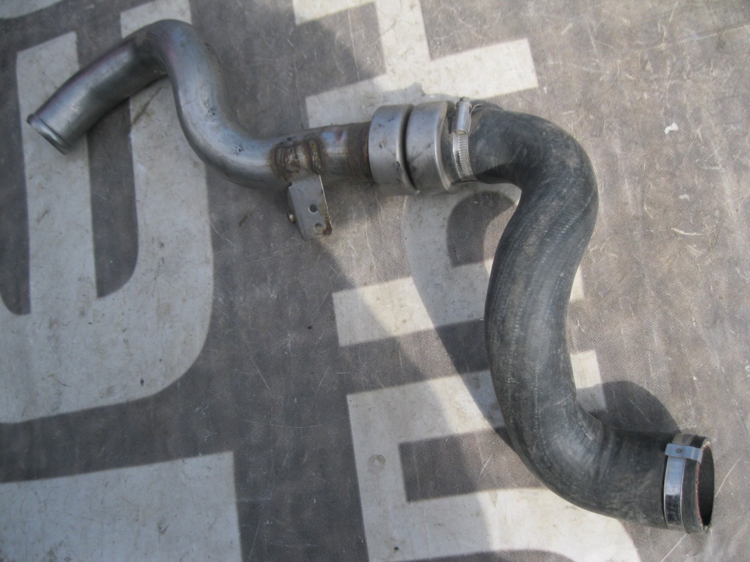 Land Rover Discovery 3 Патрубок интеркулера. Купить по низкой цене на ...