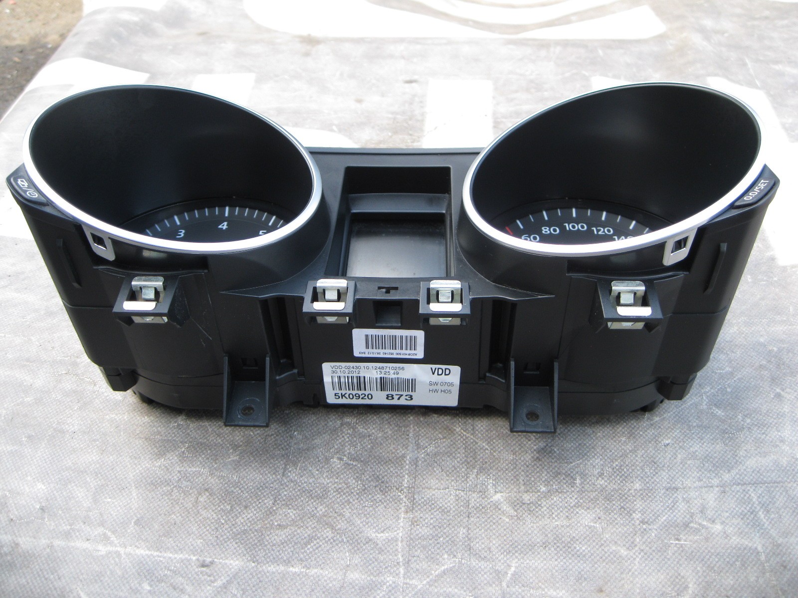 Volkswagen Golf 6 Щиток приборов (панель). Купить по низкой цене на ...