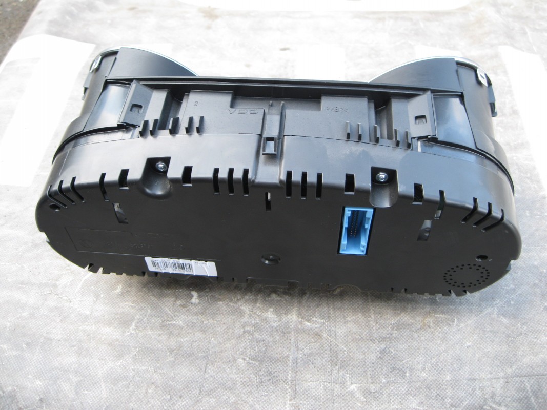 Volkswagen Golf 6 Щиток приборов (панель). Купить по низкой цене на ...