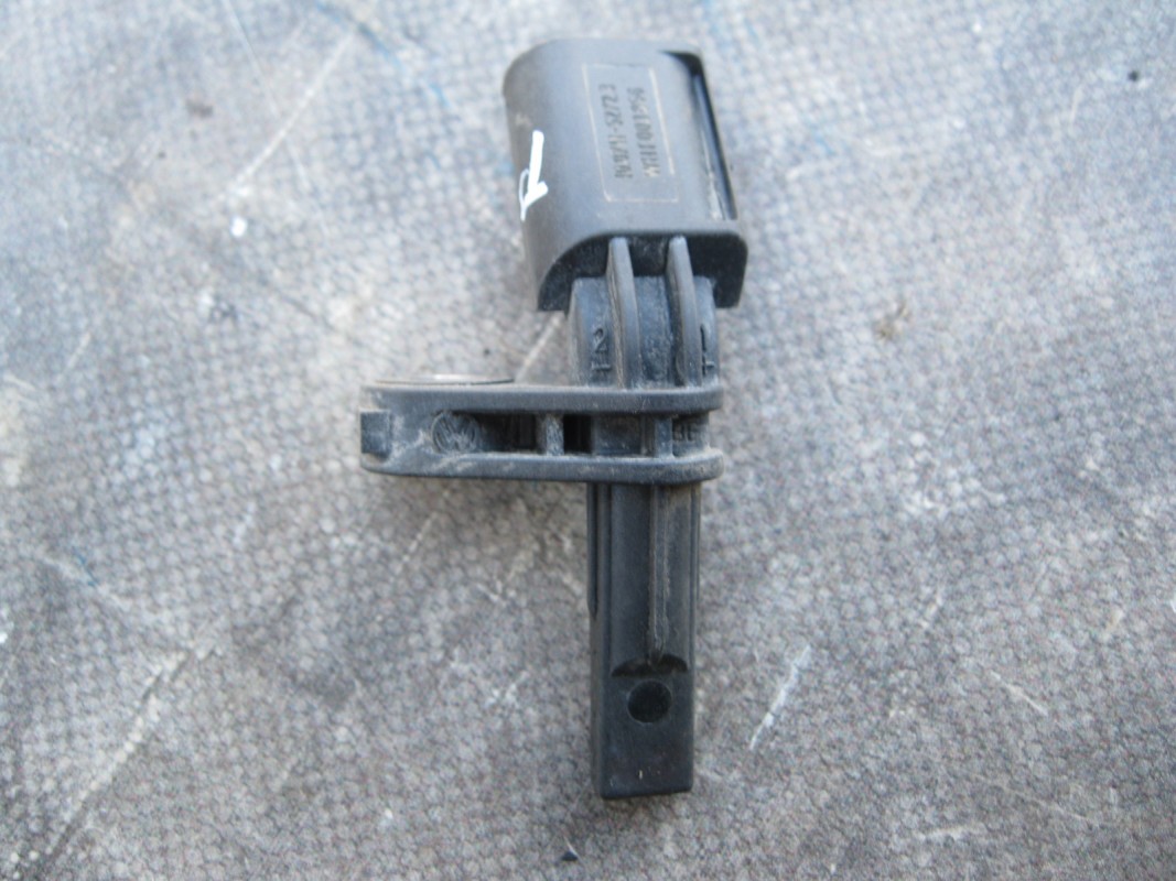 Volkswagen Golf 6 Датчик ABS передний правый. Купить по низкой цене на ...