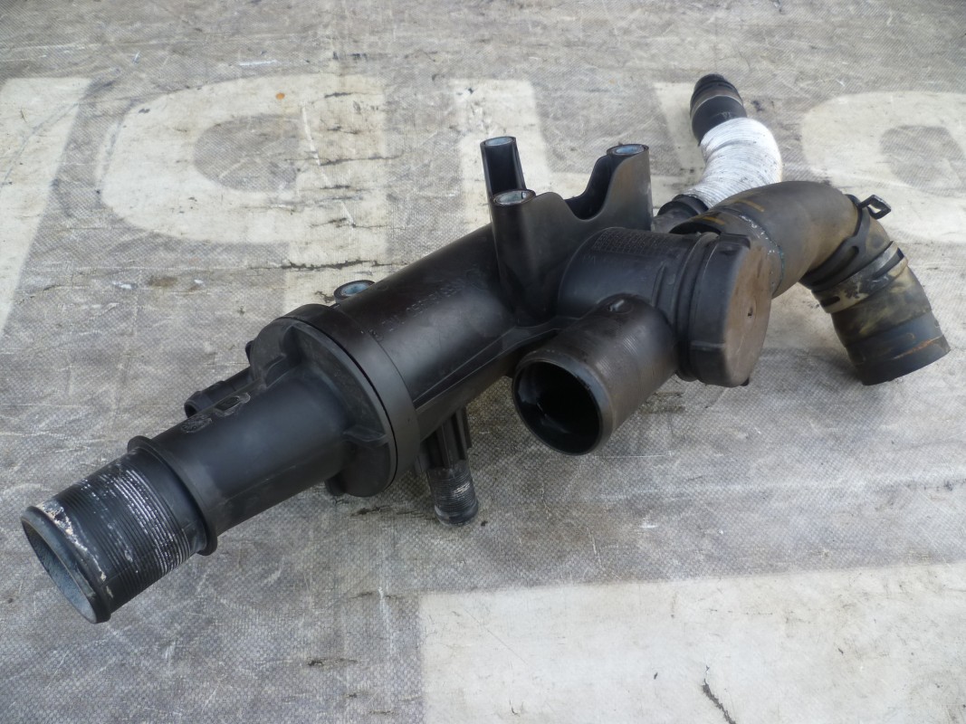 Ford Kuga Корпус термостата (Термостат). Купить по низкой цене на ...