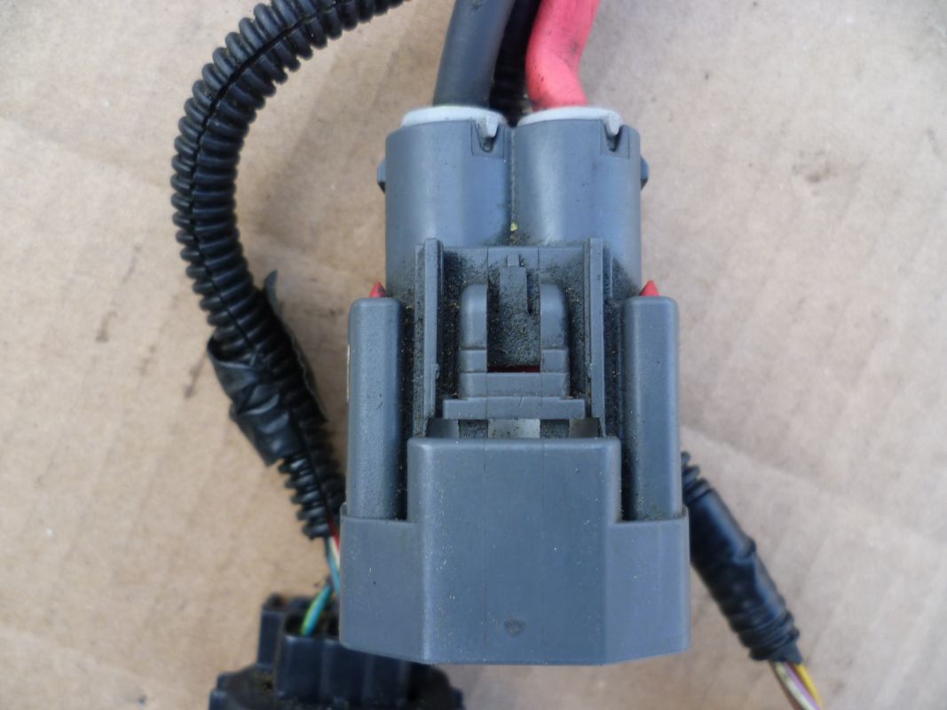 Ford Focus 2 Разъем ЭГУР (фишка). Купить по низкой цене на разборке. ID5233